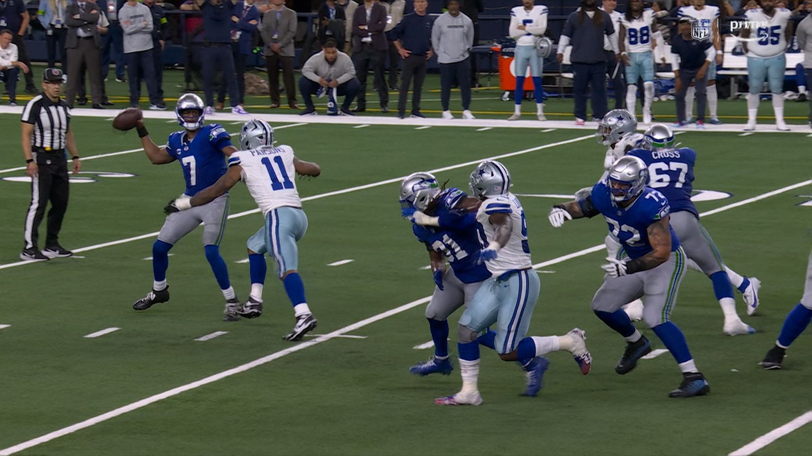 Micah Parsons produces game-sealing sack! | NFL News | Sky Sports