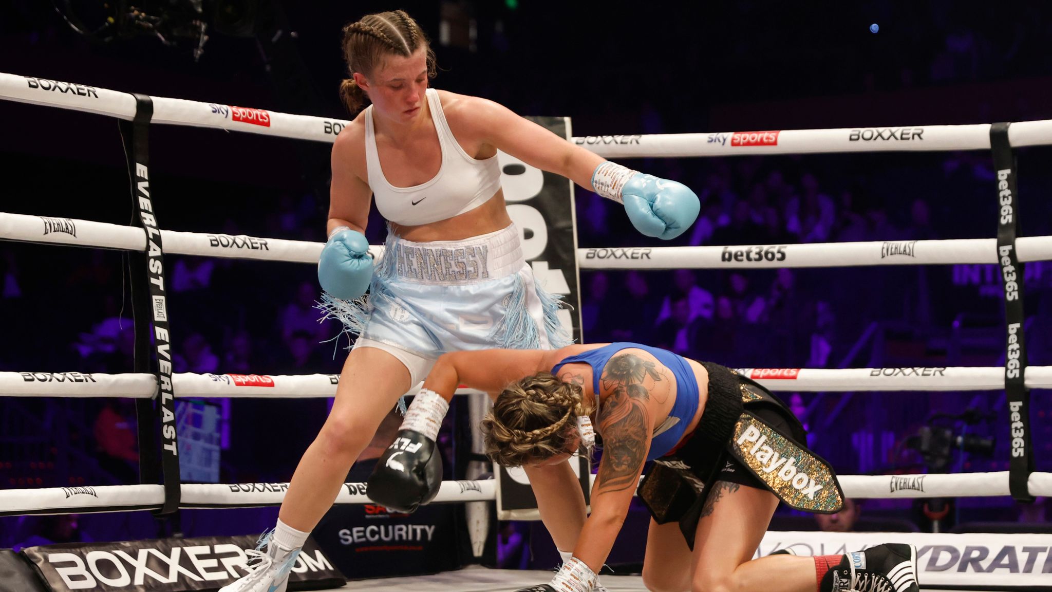Lauren Price dominates Silvia Bortot as Lee Cutler takes thrilling ...