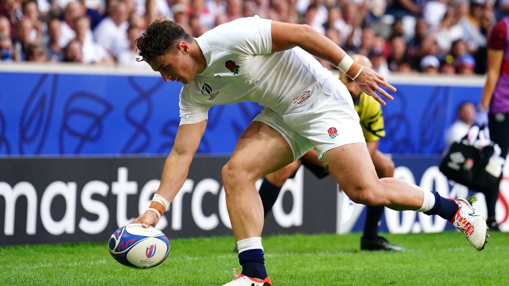 Henry Arundell ineligible for England at 2024 Six Nations without ...