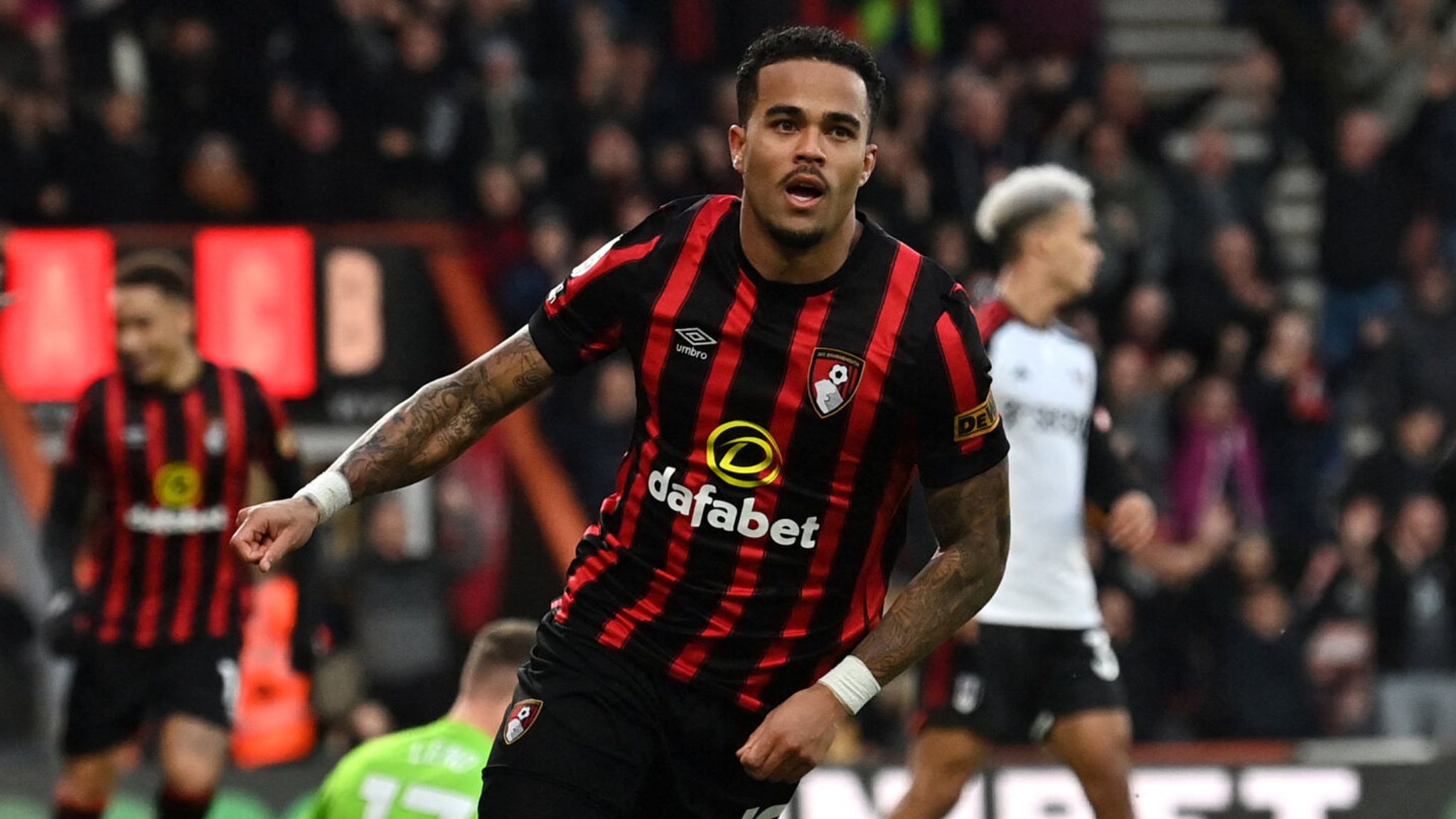 Bournemouth 3-0 Fulham: Dominic Solanke scores again as Cherries move ...