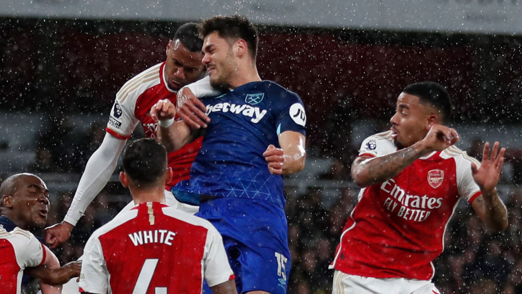 Arsenal 0 - 2 West Ham - Match Report & Highlights