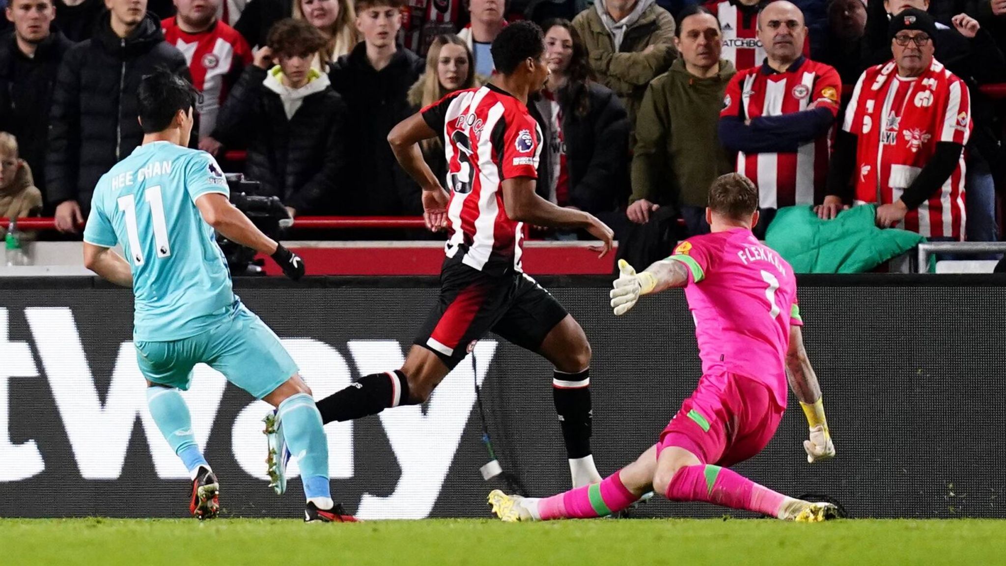 Brentford 1 - 4 Wolves - Match Report & Highlights