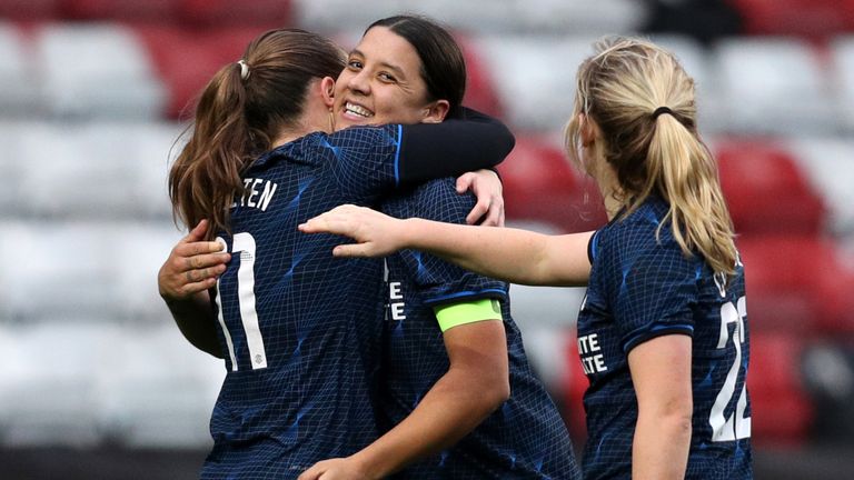 Liverpool earn historic victory at Man Utd as Chelsea win at Bristol ...