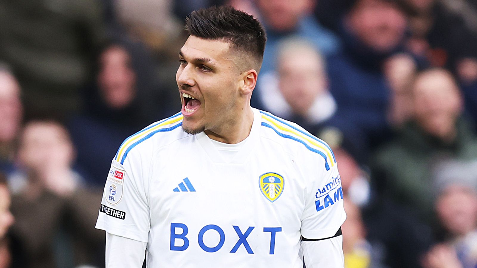 Leeds United 2-1 Preston North End: Joel Piroe's stoppage-time penalty ...