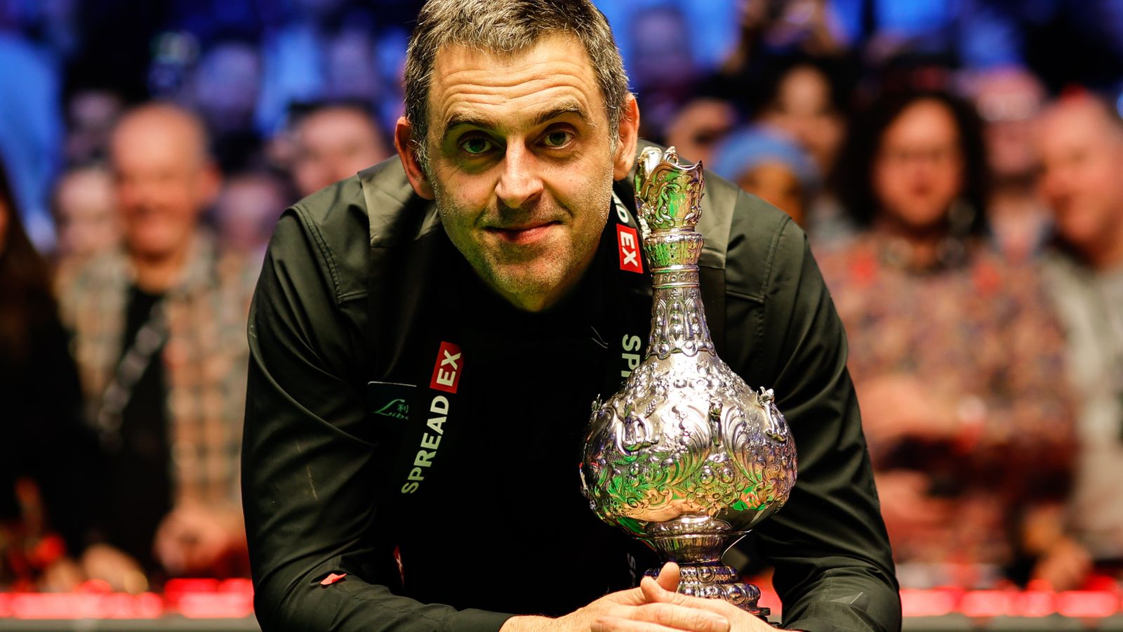 Ronnie O'Sullivan fights back to clinch World Grand Prix title with 10 ...