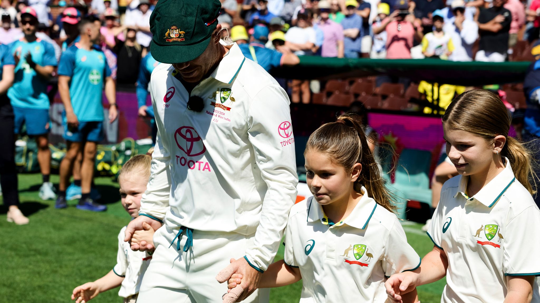 Australia vs Pakistan: Pat Cummins takes latest five-wicket haul as ...