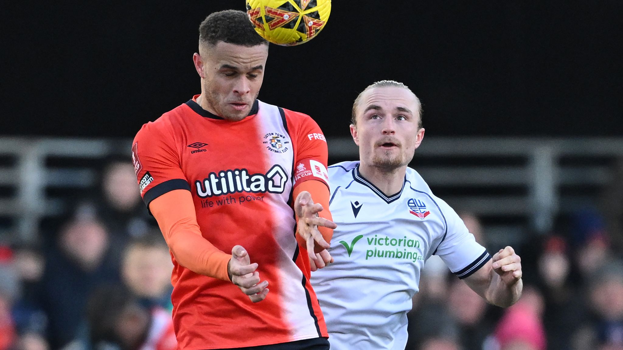 Luton 0-0 Bolton: Alfie Doughty hits post but no way through for ...