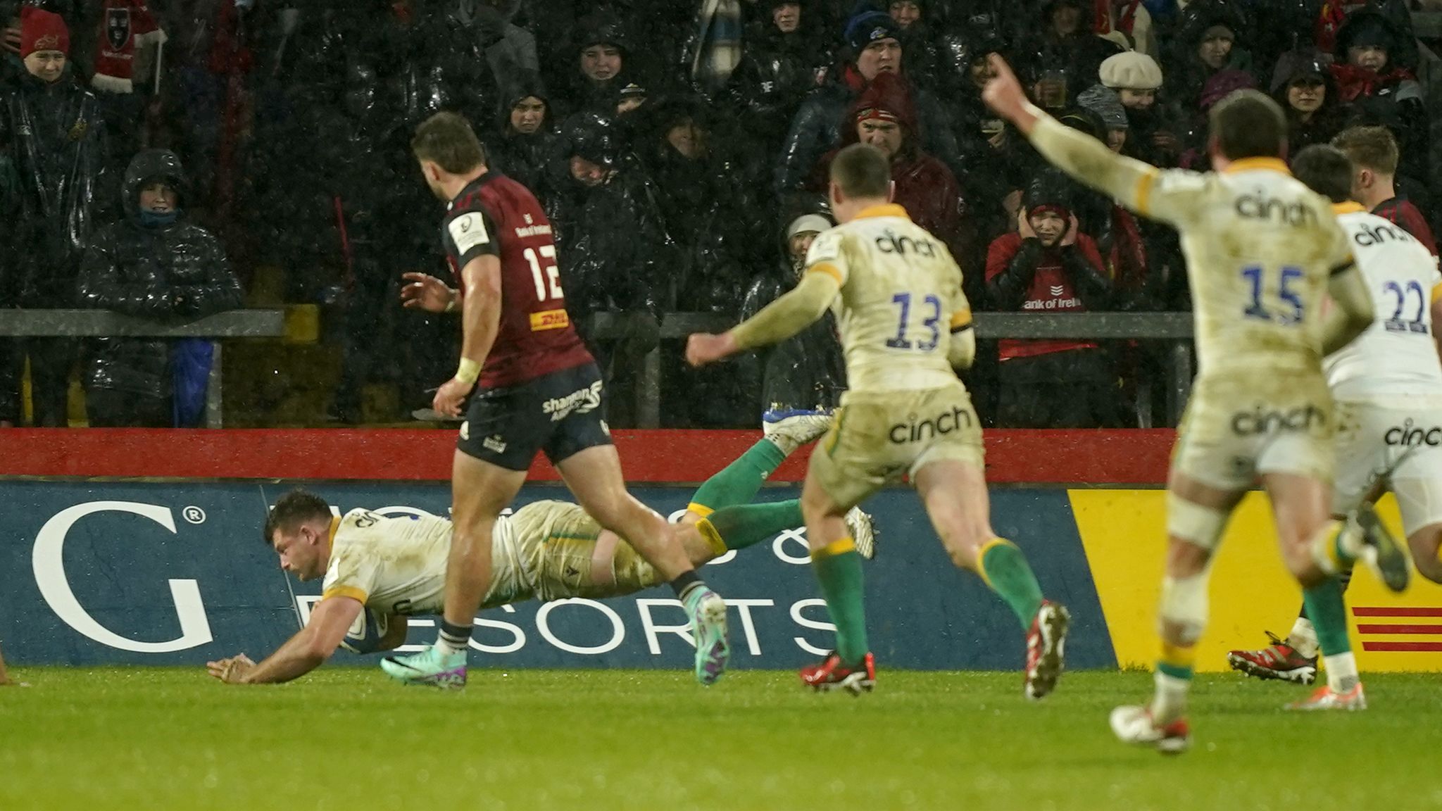 Munster 23-26 Northampton Saints: Visitors steal Champions Cup win ...