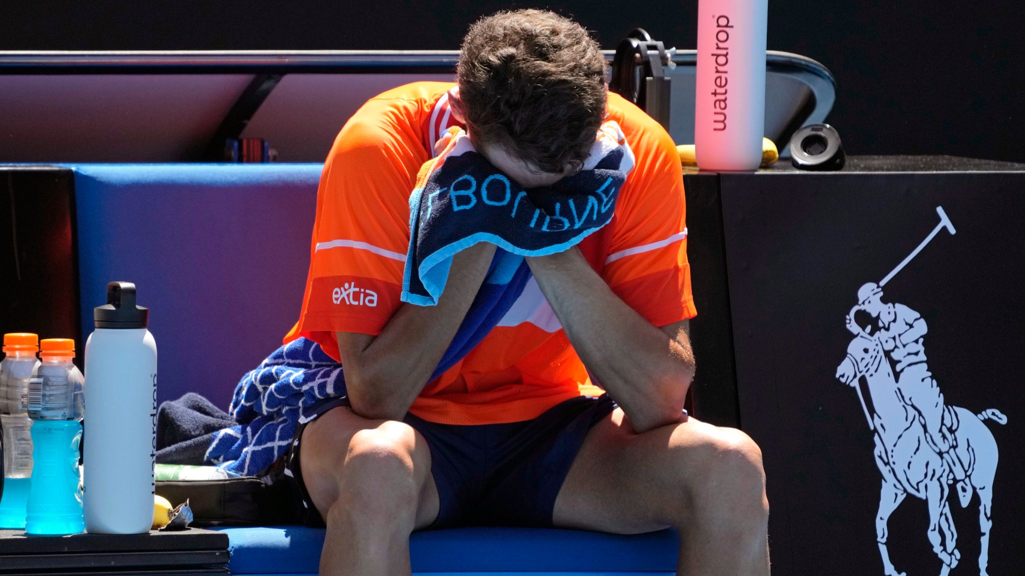 Australian Open: Andy Murray suffers painful straight-sets defeat to Tomas Etcheverry in ...