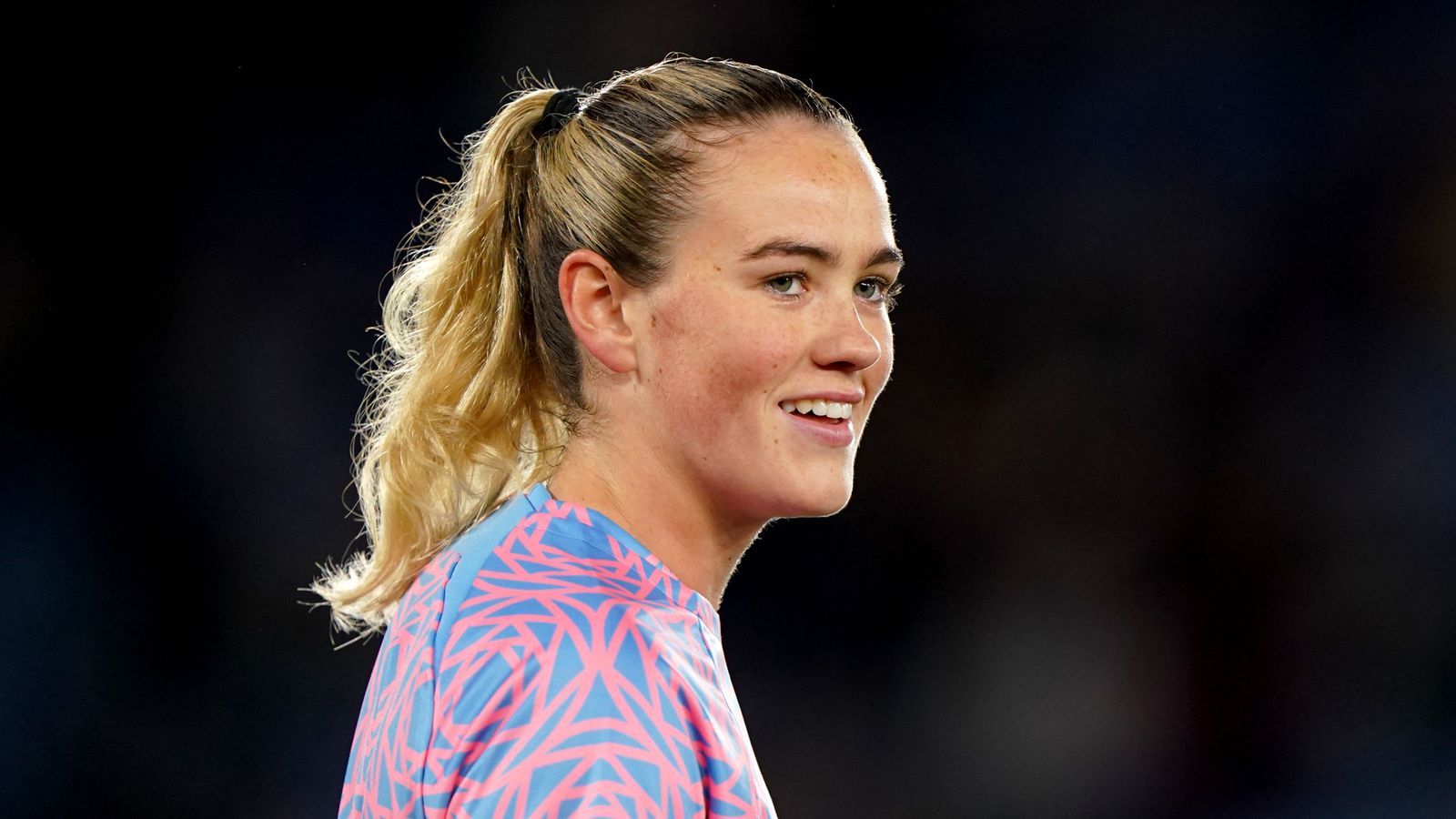 Leah Williamson: Arsenal defender named in England squad for April's ...