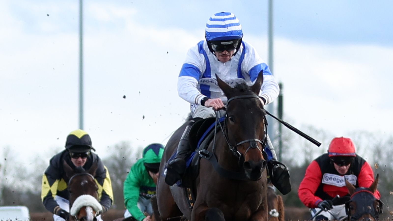 Coral Trophy Handicap Chase: Forward Plan edges out Al Dancer in ...