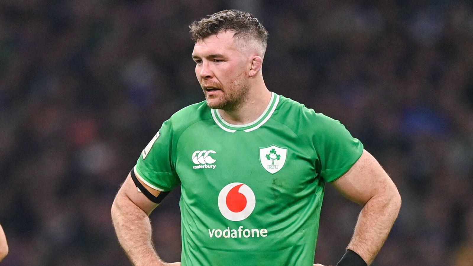 Six Nations: Ireland bring Ciaran Frawley in for injured Hugo Keenan ...