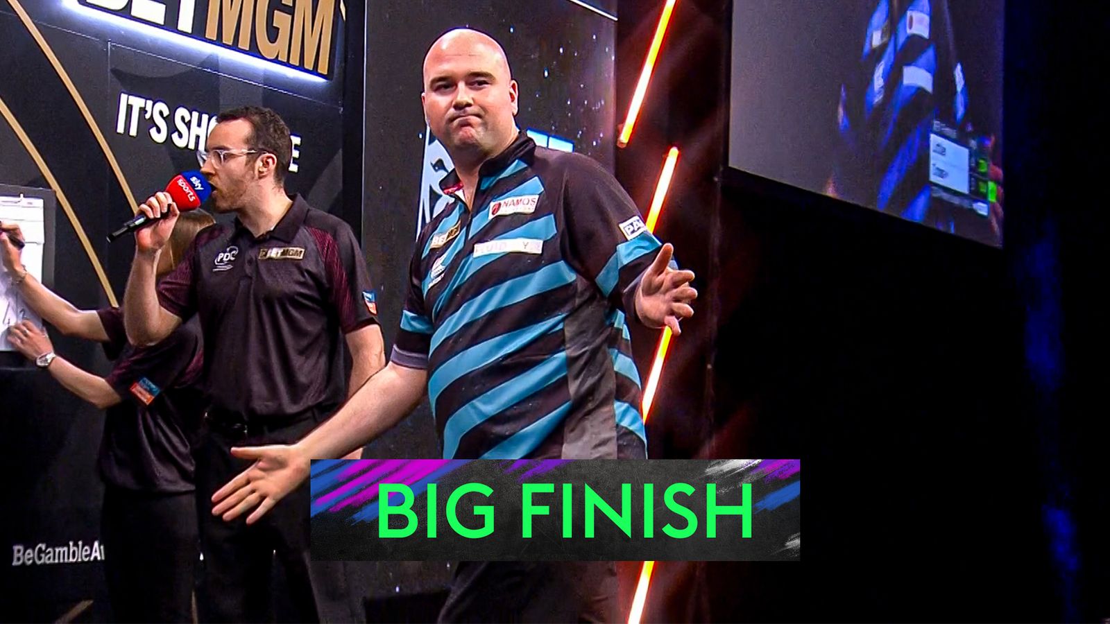 Rob Cross hits Luke Littler with superb 144 checkout | Darts News | Sky ...