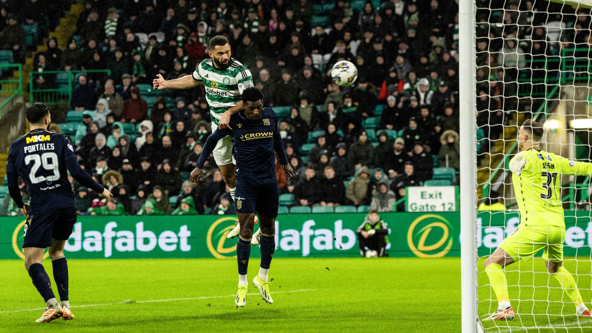 Celtic 7 - 1 Dundee - Match Report & Highlights