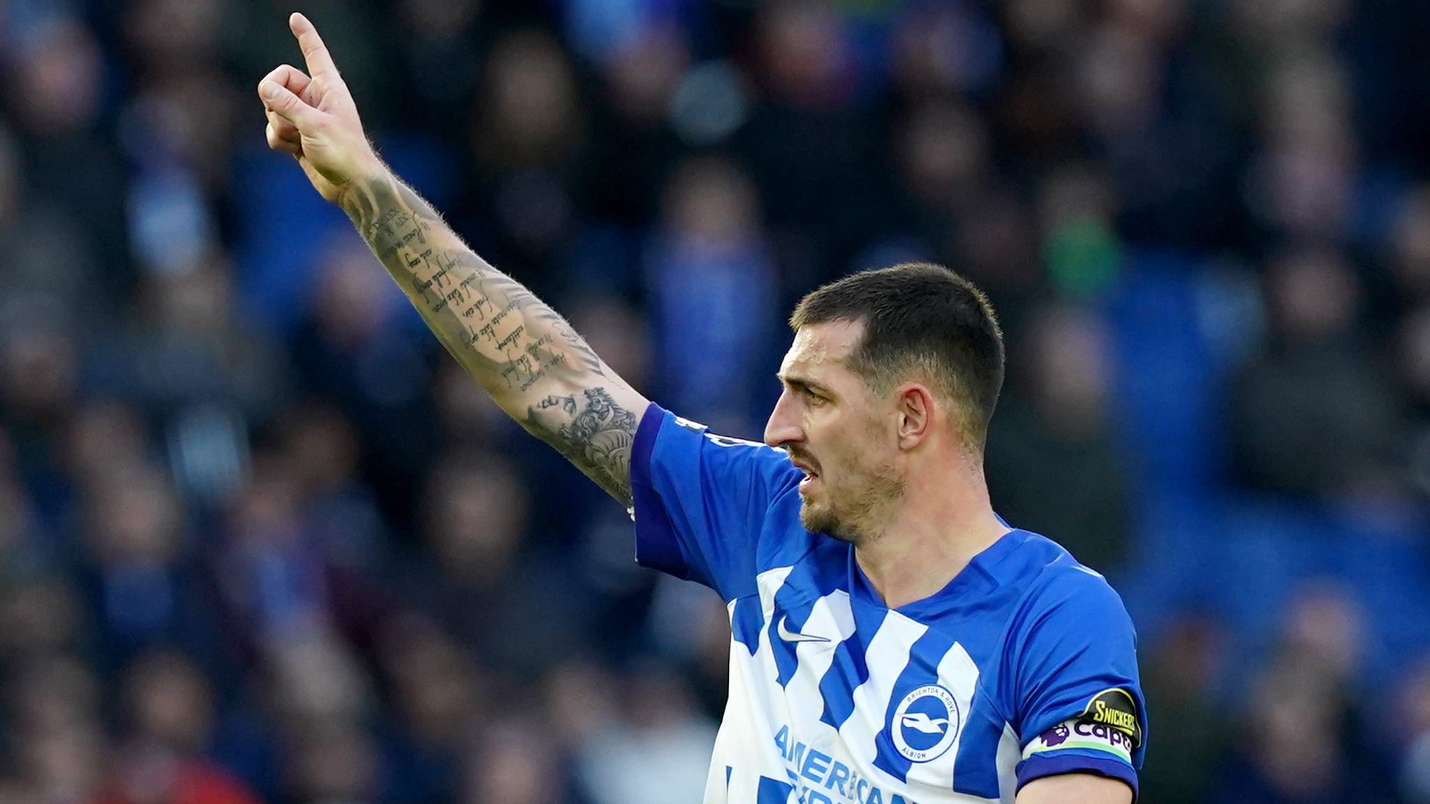 Brighton 1-1 Everton: Lewis Dunk heads in 95th-minute equaliser for 10 ...