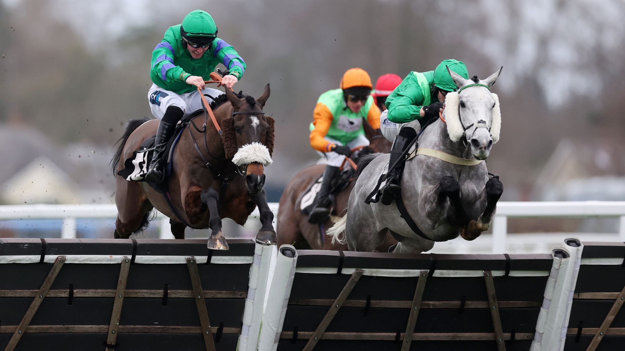 Ascot: Henry's Friend sees off Kilbeg King to win Reynoldstown Chase ...
