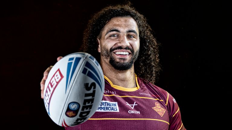 Wigan Warriors 30-16 Huddersfield Giants | Super League highlights ...