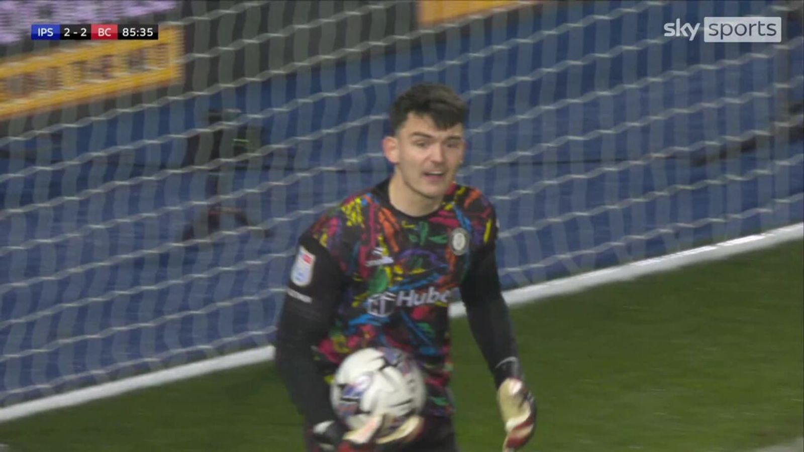 'It's poor!' | Ali Al-Hamadi misses penalty! | Football News | Sky Sports