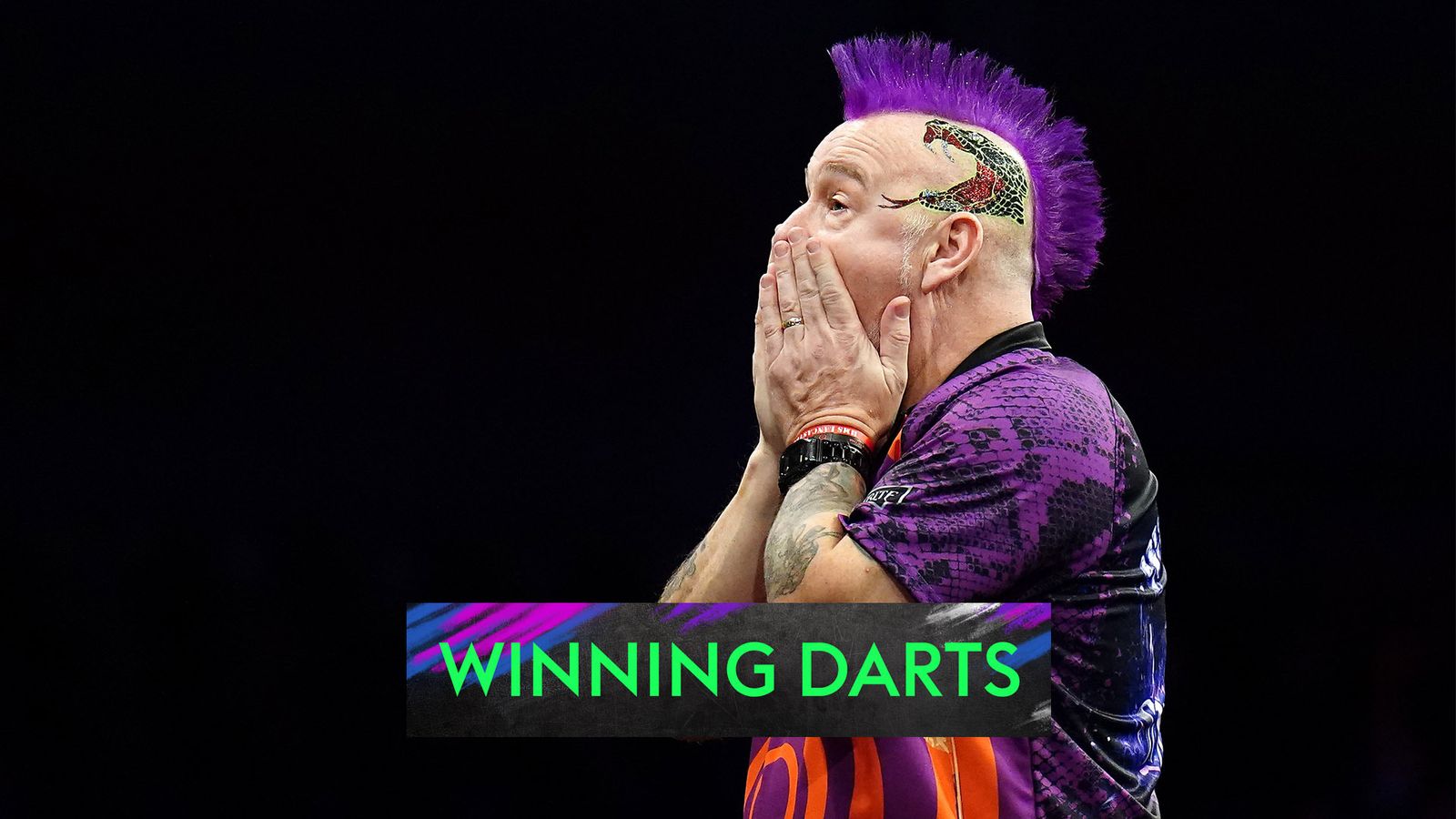 Peter Wright misses two match darts in thriller against Michael Smith ...