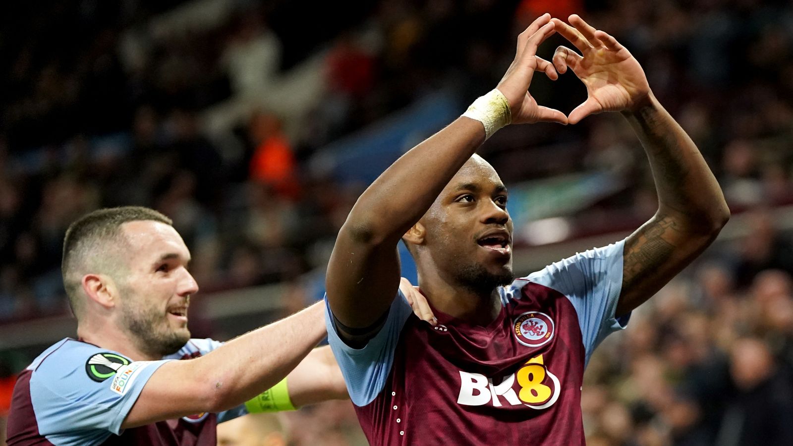 Aston Villa 4 0 Ajax Agg 4 0 Villa Power Through To Europa