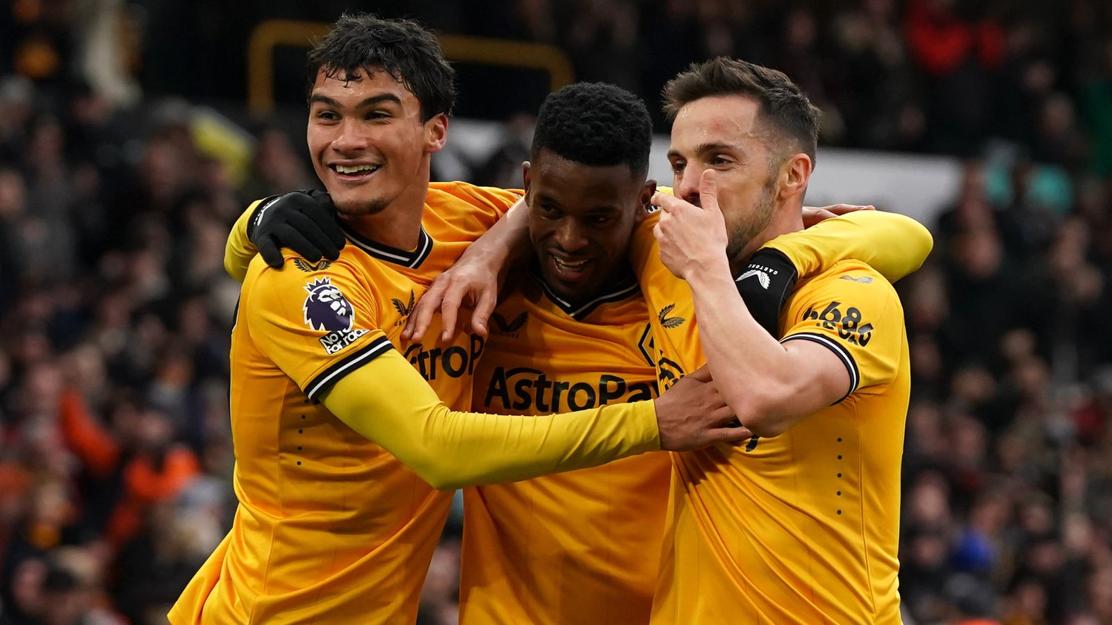 Wolves 2 - 1 Fulham - Match Report & Highlights
