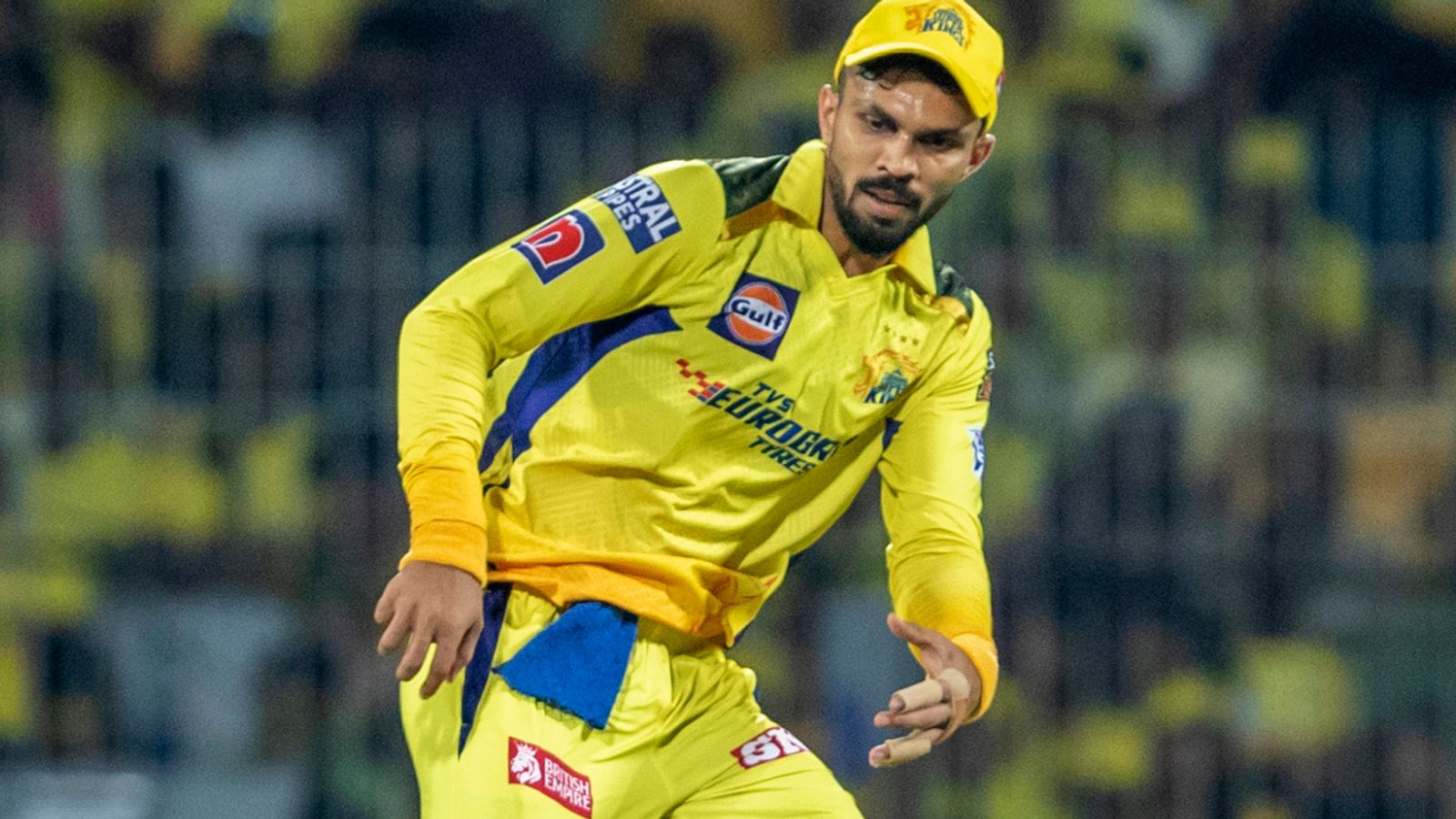 MS Dhoni: Legendary wicketkeeper steps down as Chennai Super Kings ...