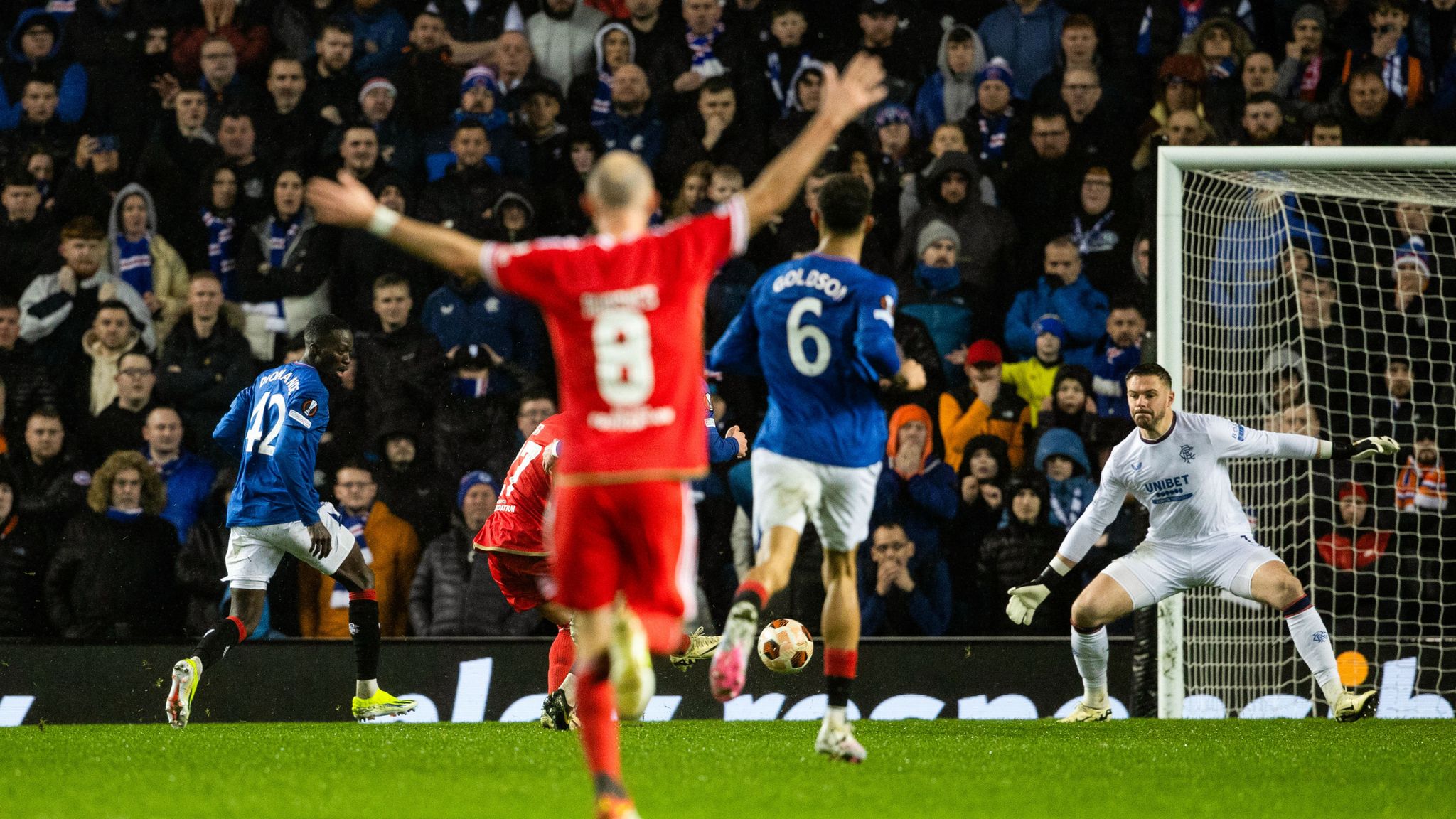 Rangers 0-1 Benfica (2-3 agg): Rafa Silva strike ends Gers' Europa ...