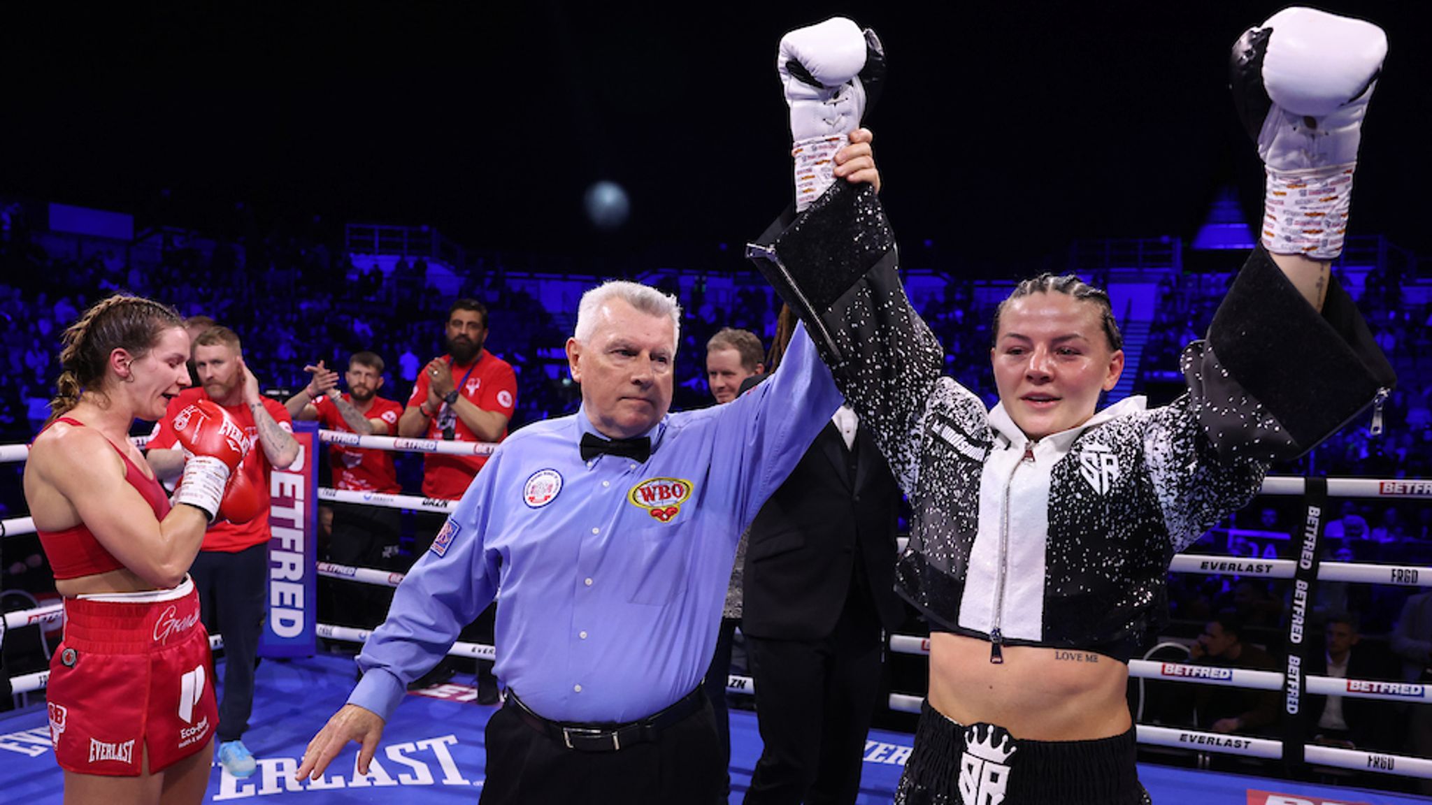 Sandy Ryan ruthlessly stopped Terri Harper to retain her WBO ...