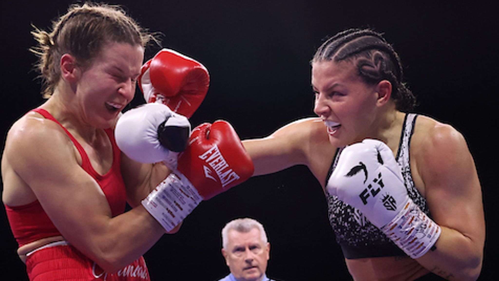 Sandy Ryan ruthlessly stopped Terri Harper to retain her WBO ...