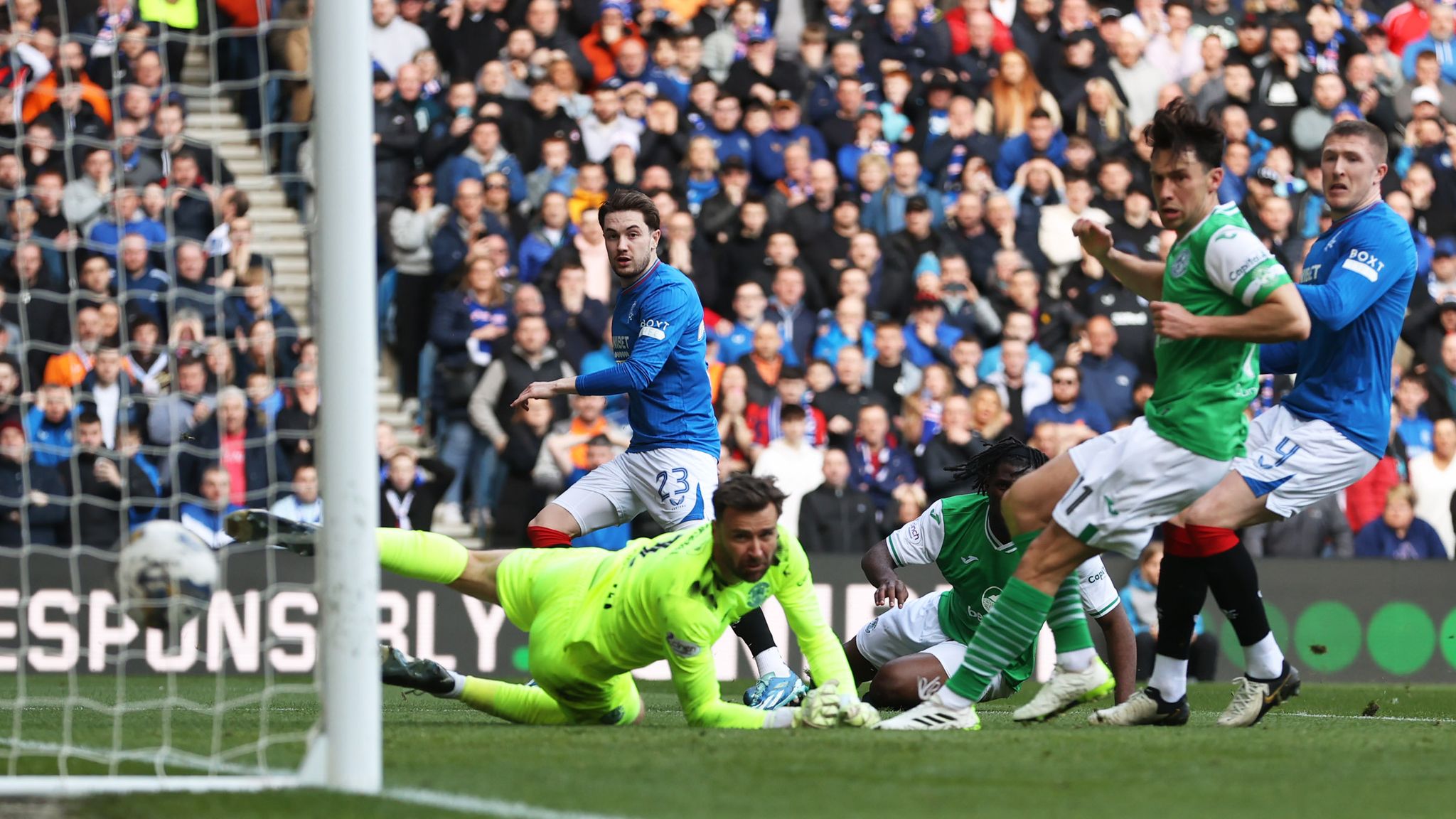 Rangers 3-1 Hibs: Philippe Clement's side restore temporary Scottish ...