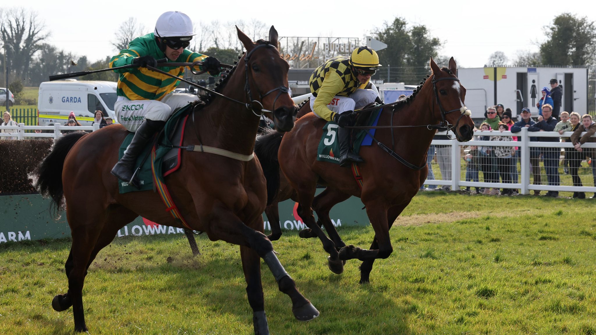Boxing Day racing at Kempton: Constitution Hill takes on Lossiemouth in ...