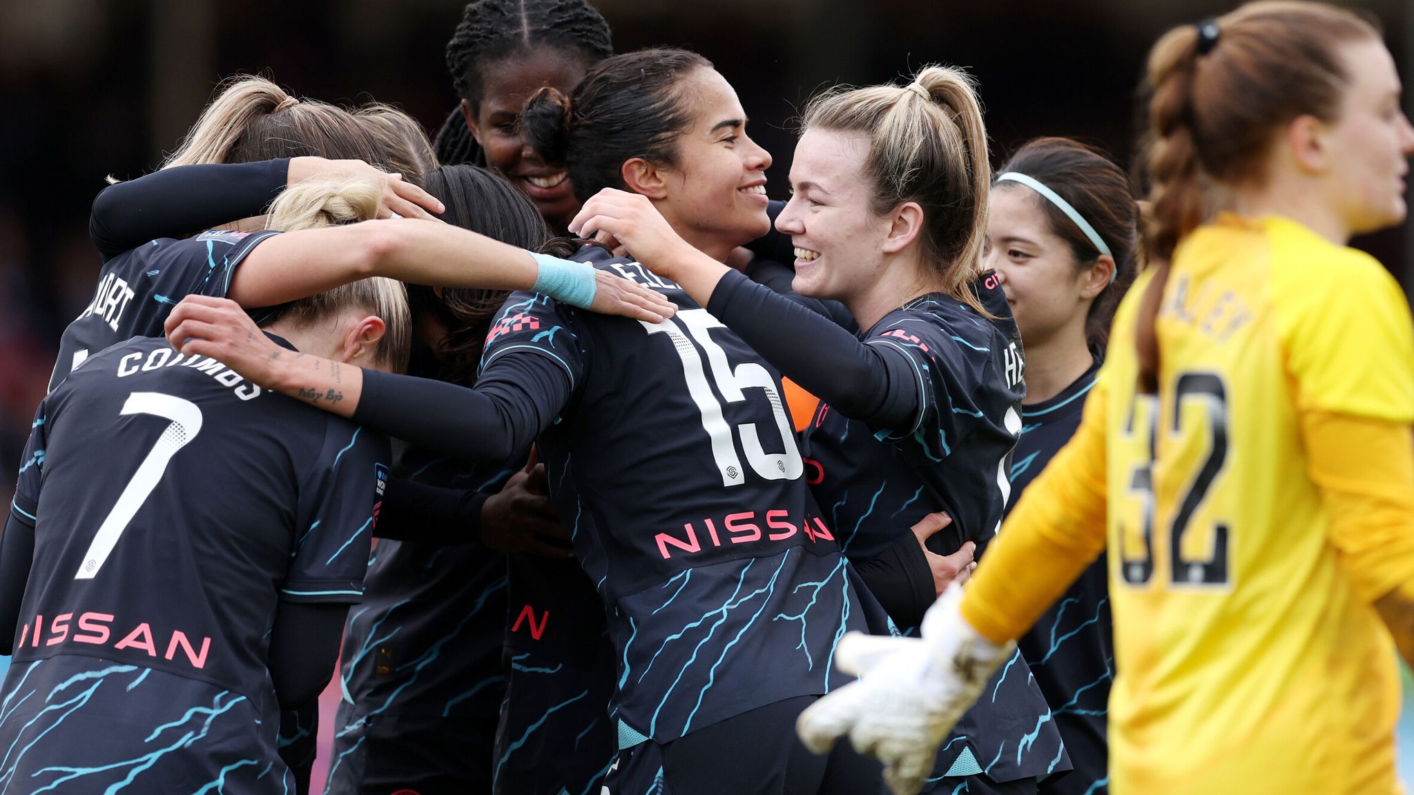 Manchester City draw level with Chelsea at top of Women's Super League ...