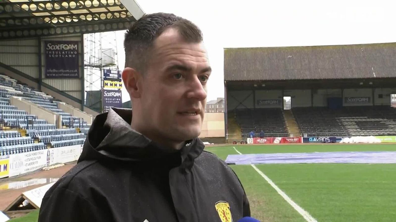 Dundee vs Rangers: Don Robertson explains pitch inspection decision ...