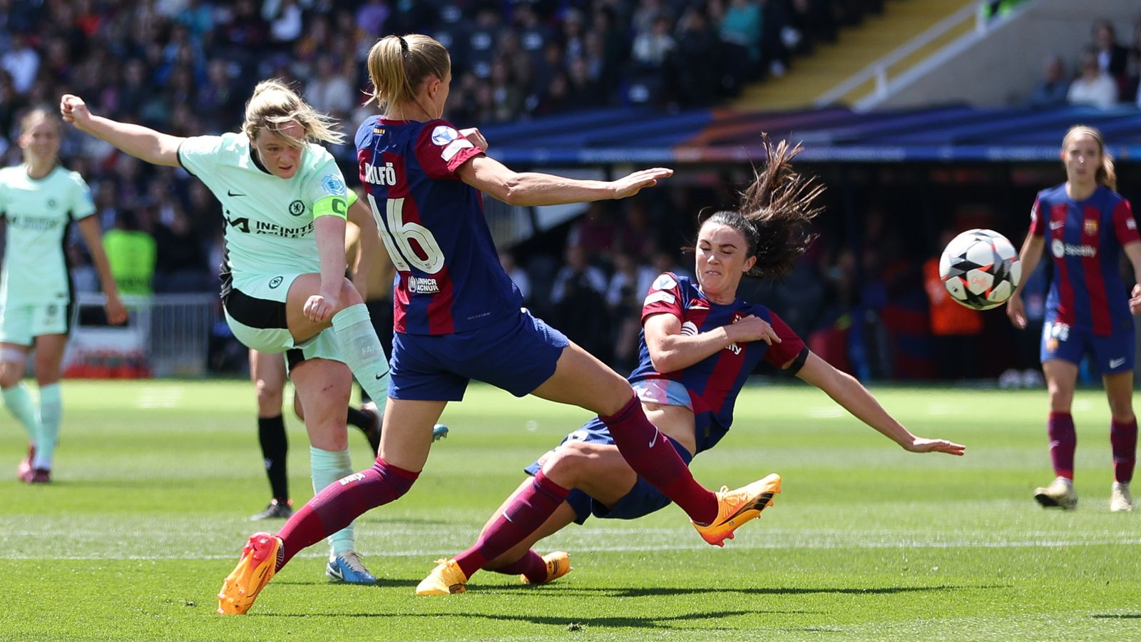 Barcelona Women 0-1 Chelsea Women: Erin Cuthbert's strike inflicts ...