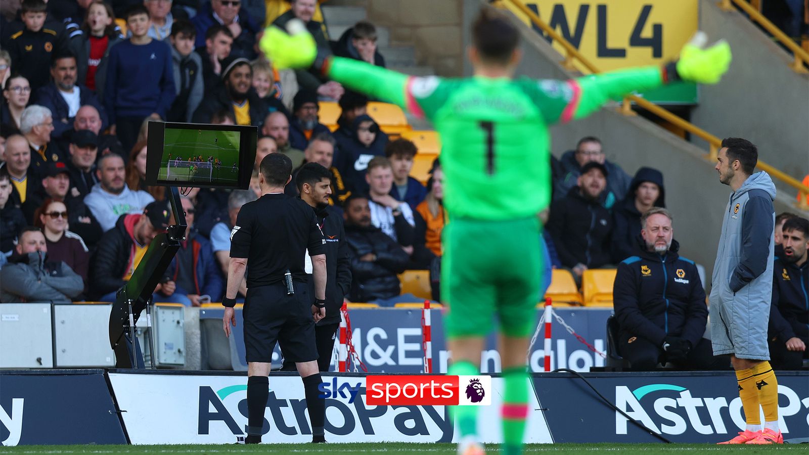 'Subjective' offside? Wolves denied by late controversial VAR call ...