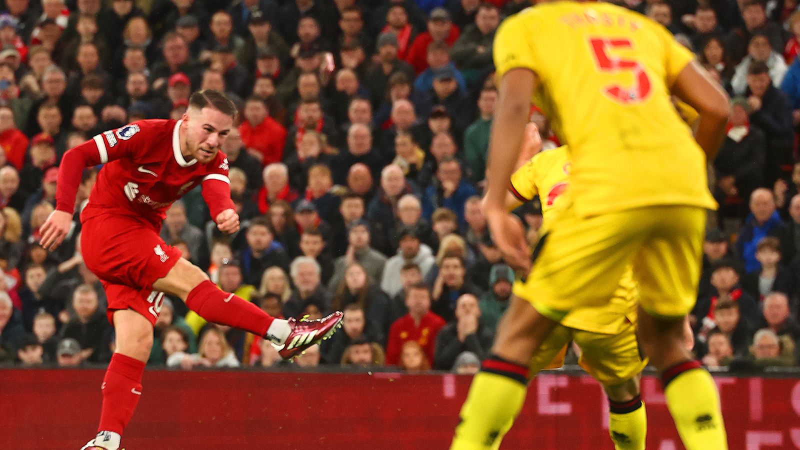 Liverpool vs Sheffield United LIVE! Premier League team news, match ...