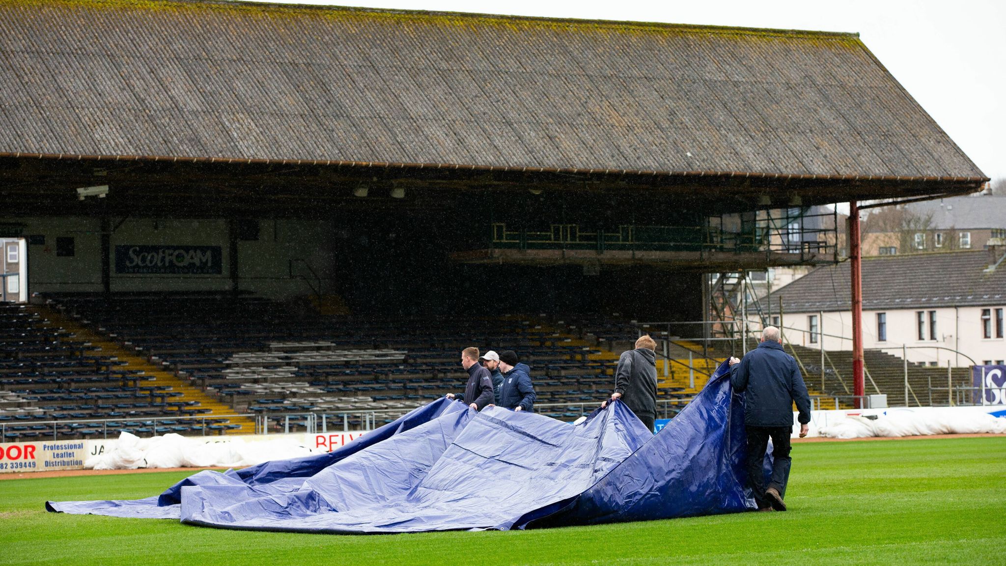 Dundee vs Rangers: Second pitch inspection called at Dens Park due to ...