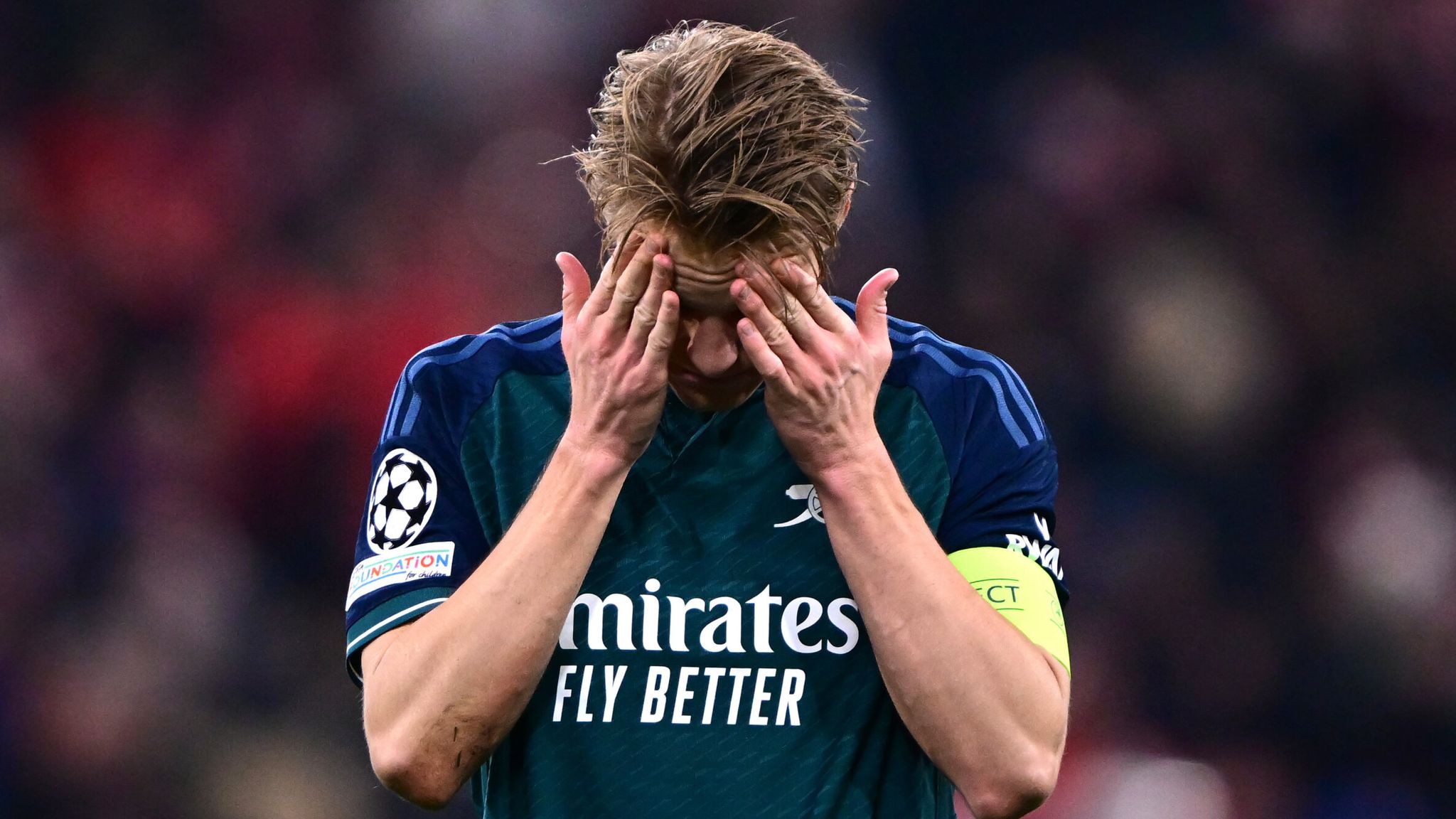 Bayern 1 - 0 Arsenal - Match Report & Highlights Bayern 1 - 0 Arsenal - Match Report & Highlights