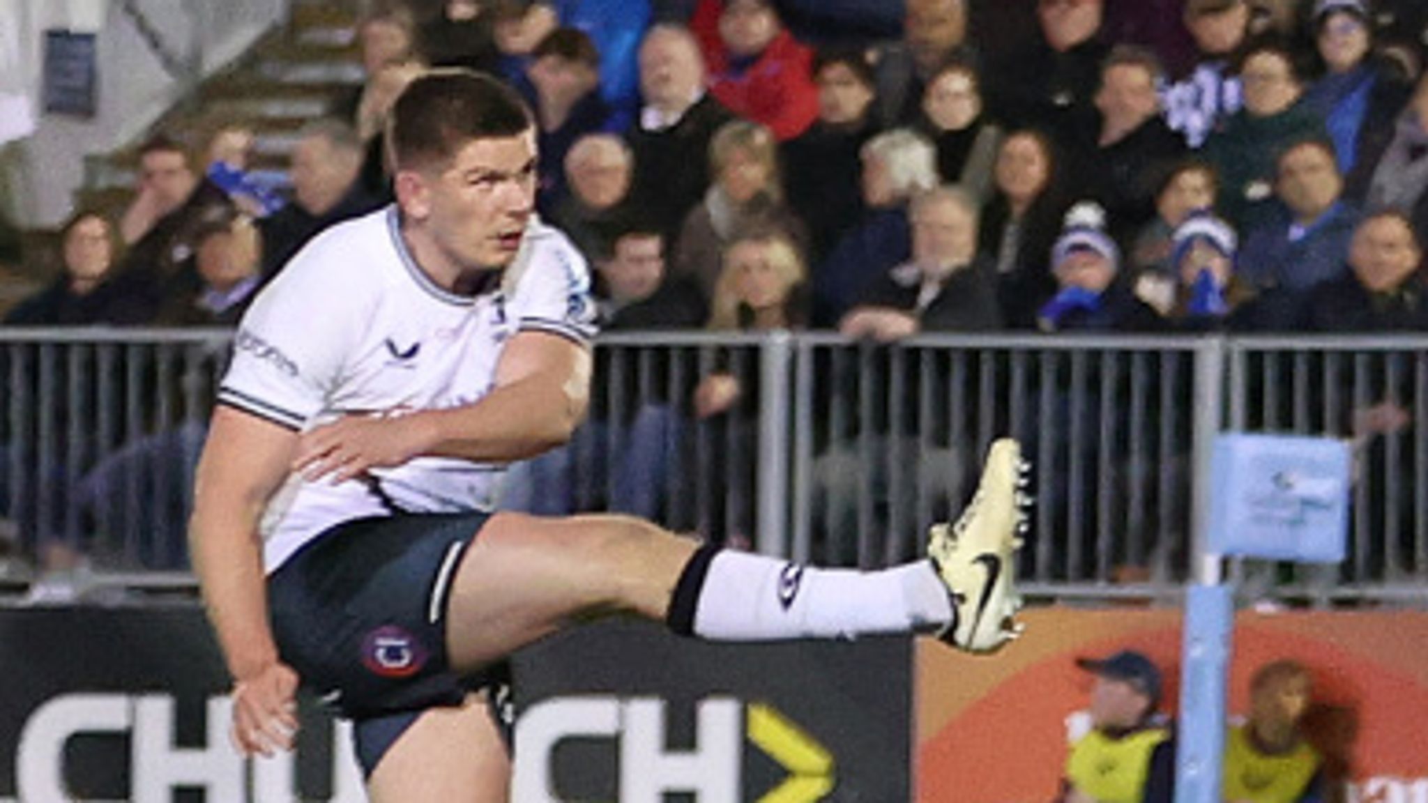 Bath 12-15 Saracens: Late Owen Farrell penalty moves reigning champions ...