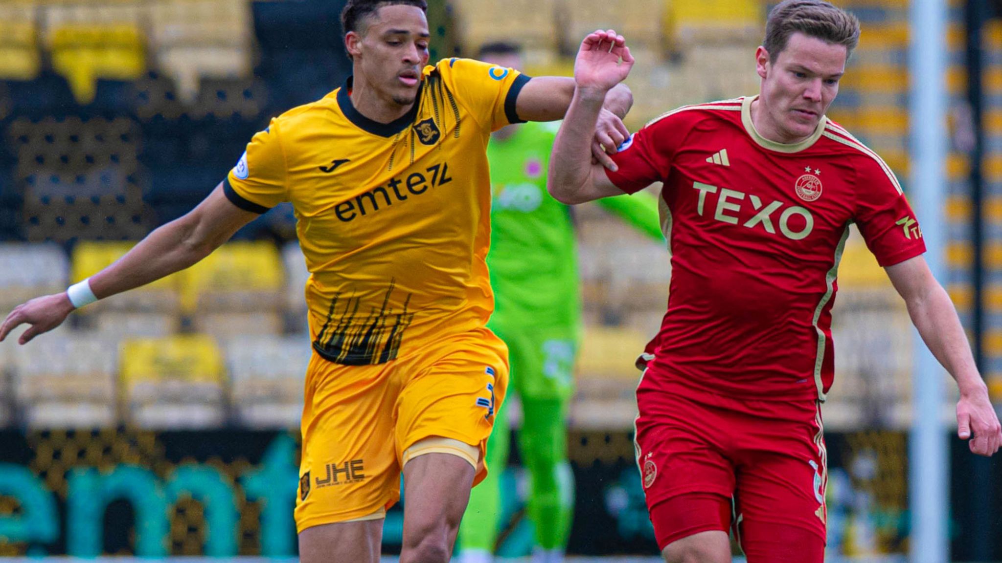 Livingston 0-0 Aberdeen: Bojan Miovski's late effort was correctly ...