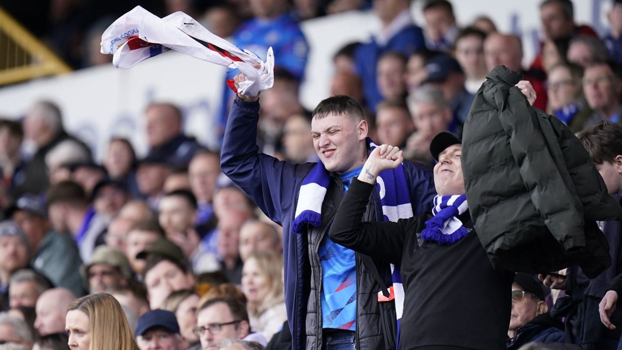 Stockport 2 - 0 Morecambe - Match Report & Highlights