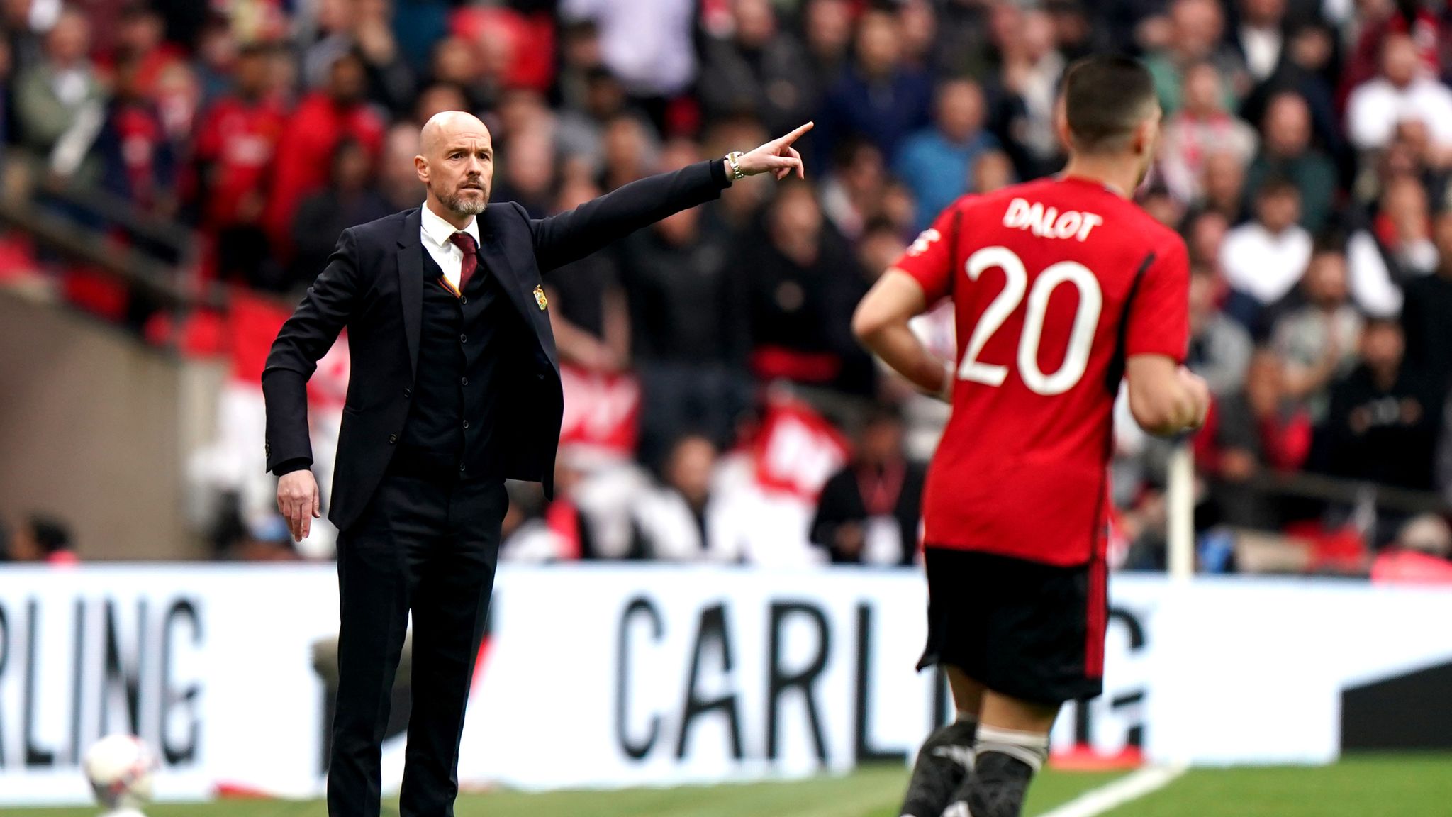 Coventry 3-3 Man Utd (2-4 on penalties): Erik ten Hag's side survive ...