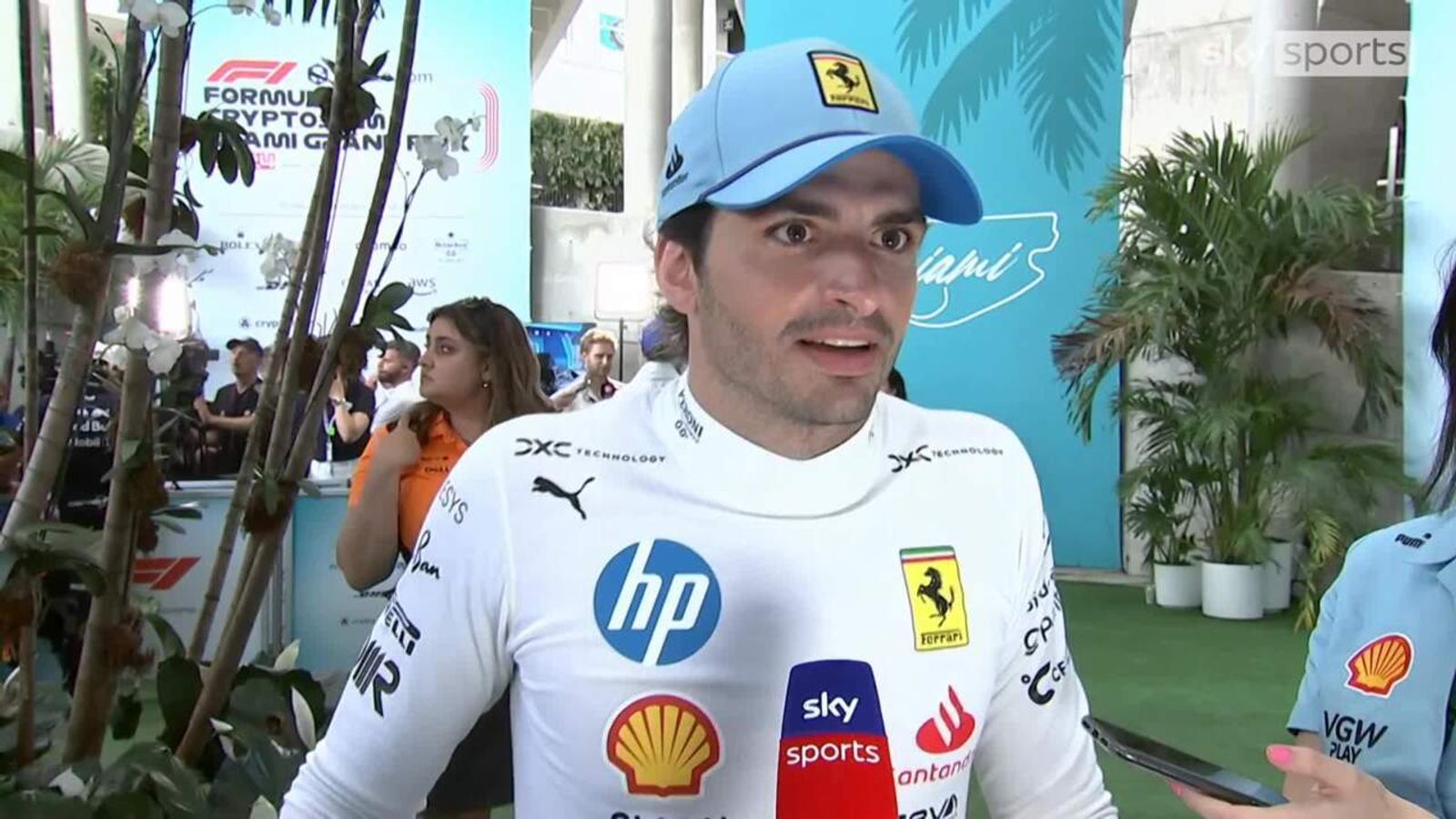 Miami GP: Carlos Sainz frustrated with Oscar Piastri after on-track ...