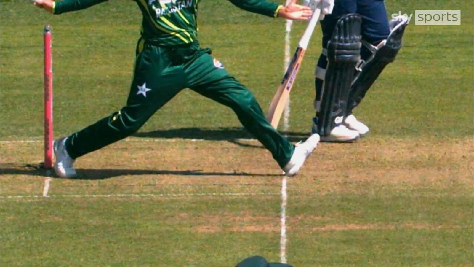 Danielle Gibson caught after being given no-ball lifeline! | Cricket ...