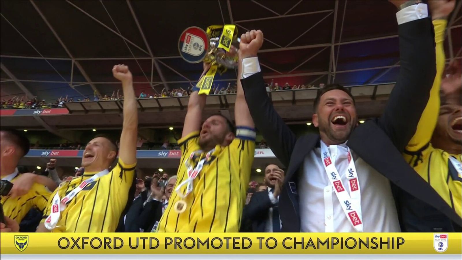 Oxford United lift play-off trophy as they head to the Championship ...