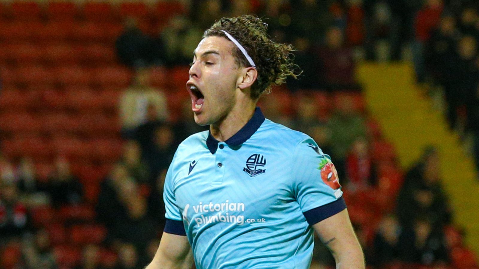 Barnsley 1 - 3 Bolton - Match Report & Highlights