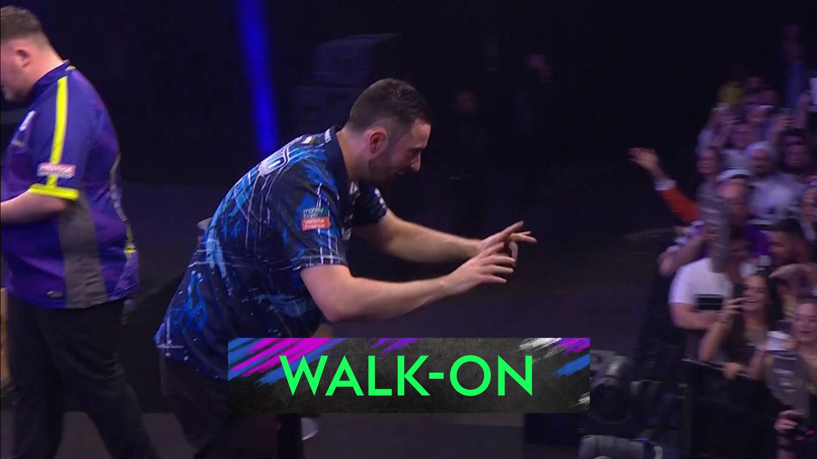 Luke Humphries gets O2 crowd going with 'I Predict a Riot' | Darts News ...