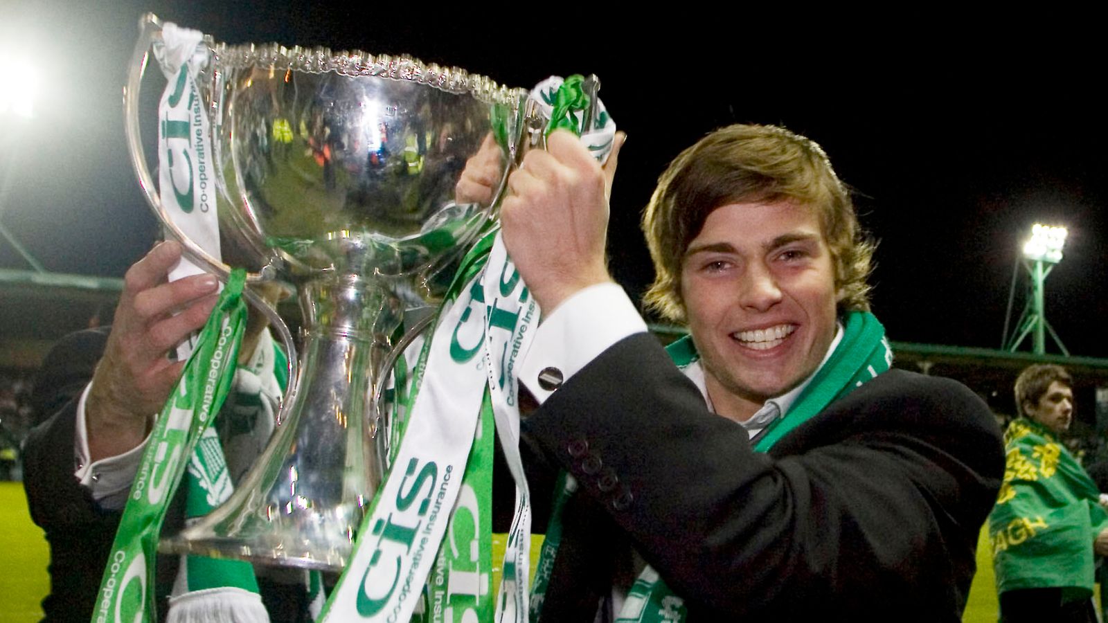 Why Lewis Stevenson departs Hibernian as a legend and history-maker ...