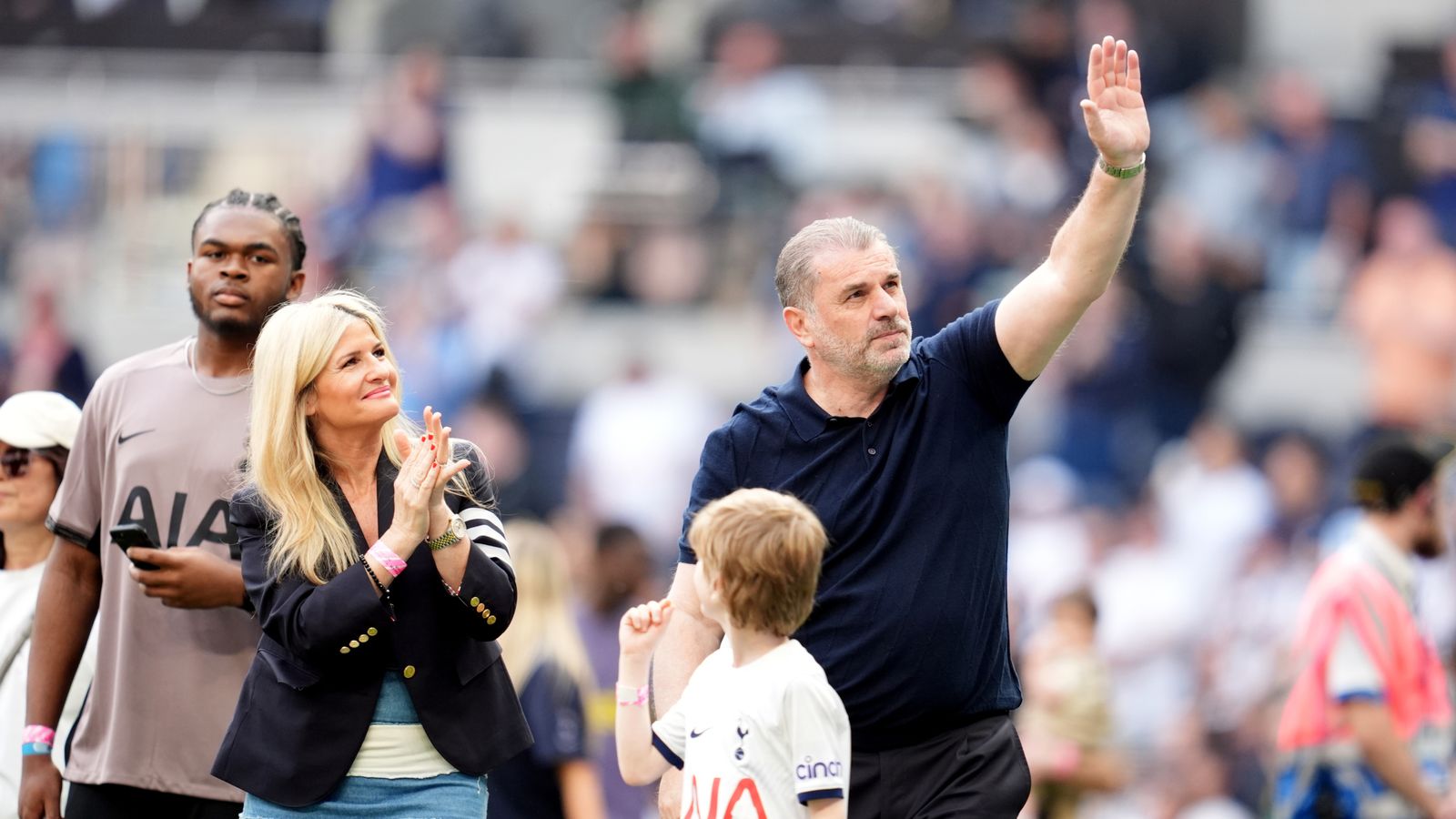 Paul Merson: Tottenham fans will cheer Man City's goals against them on ...