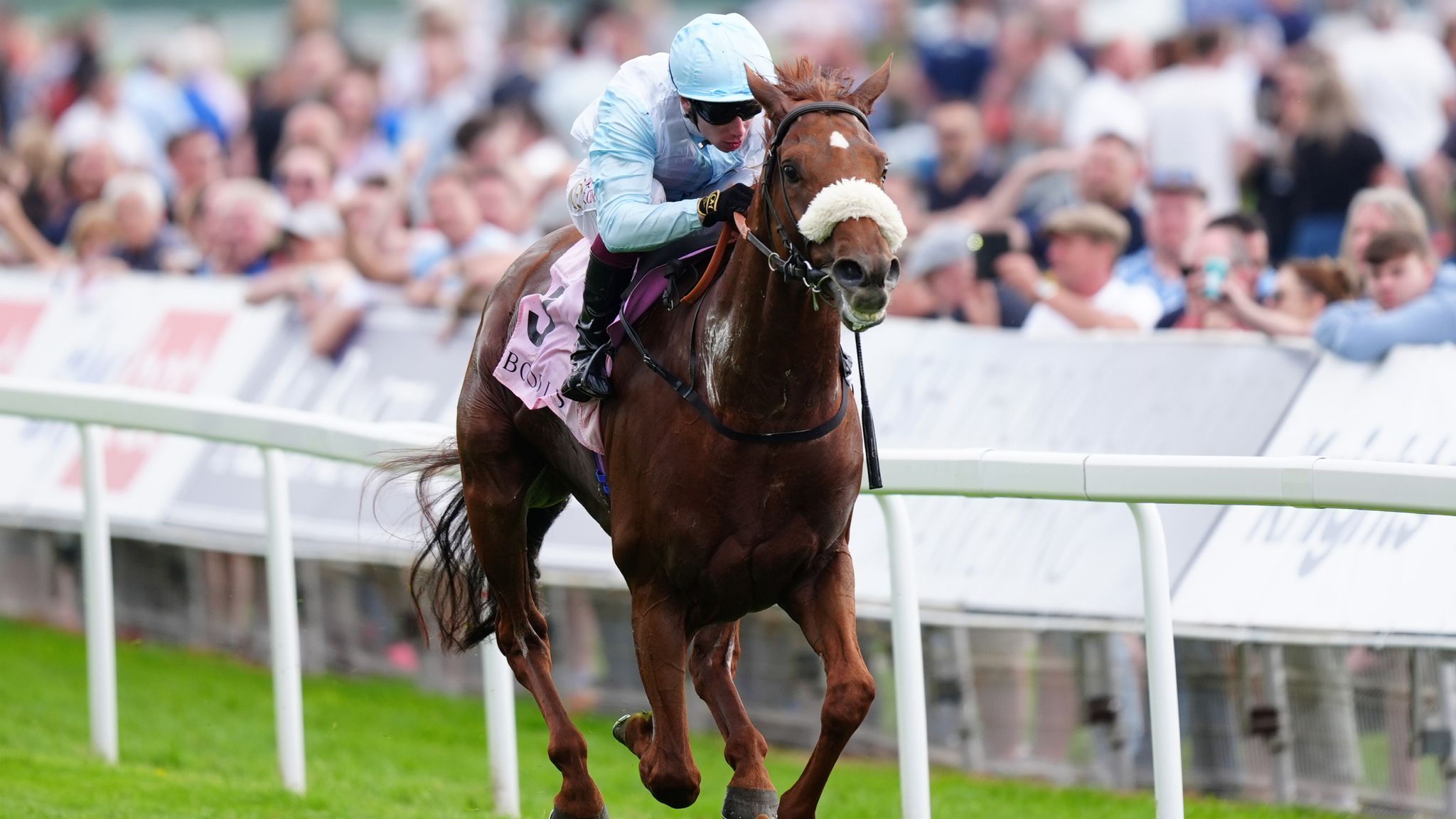 Giavellotto beats Vauban to defend Yorkshire Cup crown in style at York ...